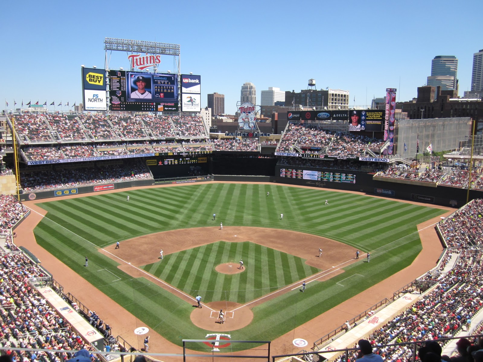 Check out these cool photos of Target Field in Minneapolis | BOOMSbeat