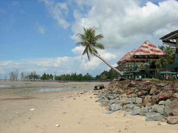 Pantai Amal Tarakan | Wisata Pantai Kaltim ~ Blog Walking