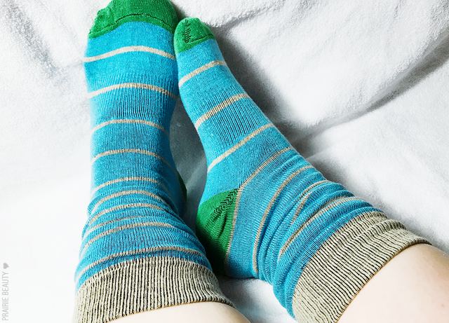 ACCESORIES: Dead Soxy Socks Review - Prairie Beauty