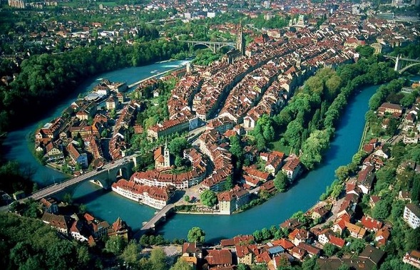 Biblioteca Francisco Poncini - Sociedad Suiza Paysandú: RÍO AAR. EN ...