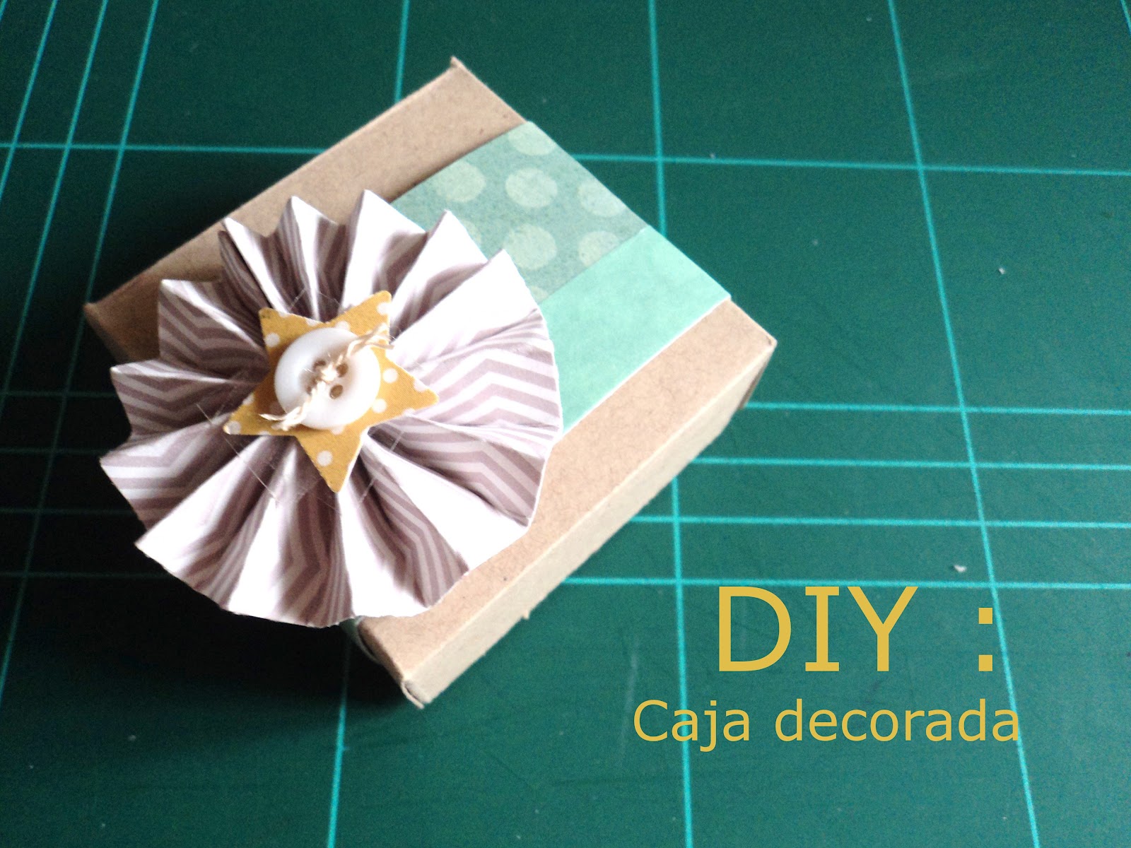 scrapbooking rules: DIY : caja decorada