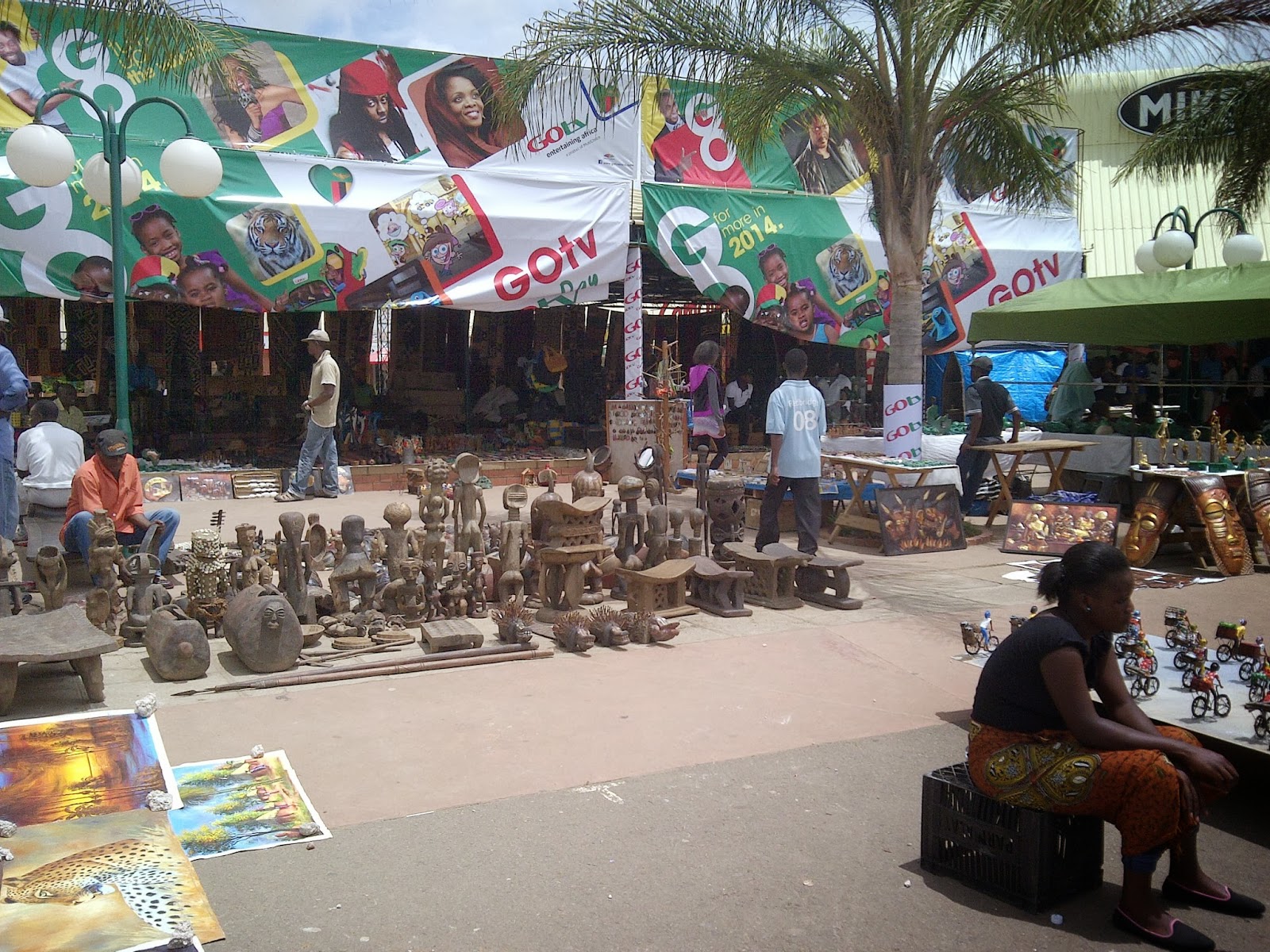 TravelZambia..,Lets Explore!!!: SUNDAY MARKET.