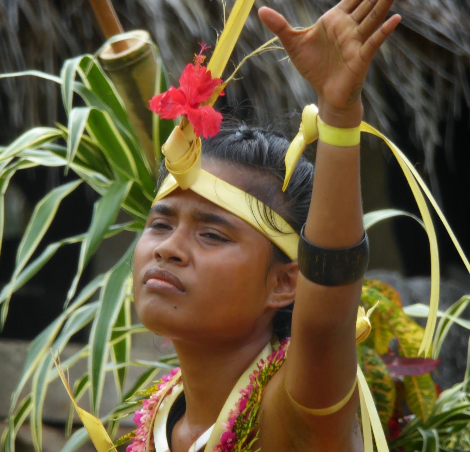 Yap Island and Dr. Rosemary: 03.08.15 Sunday - More Yap Day photographs