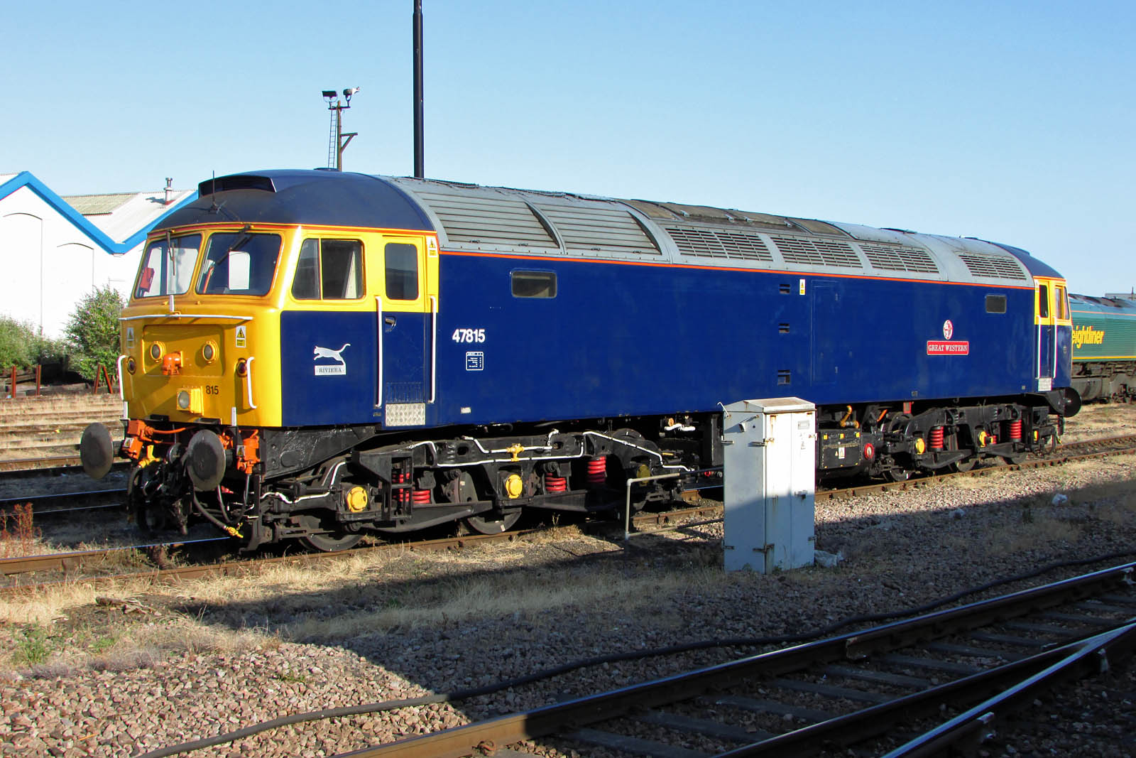47s and other Classic Power at Southampton: 47815 at Eastleigh, 2nd ...