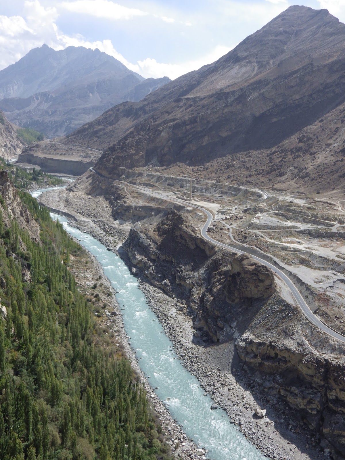 Heading North on the Karakoram Highway. Pakistan - Far Flung Places