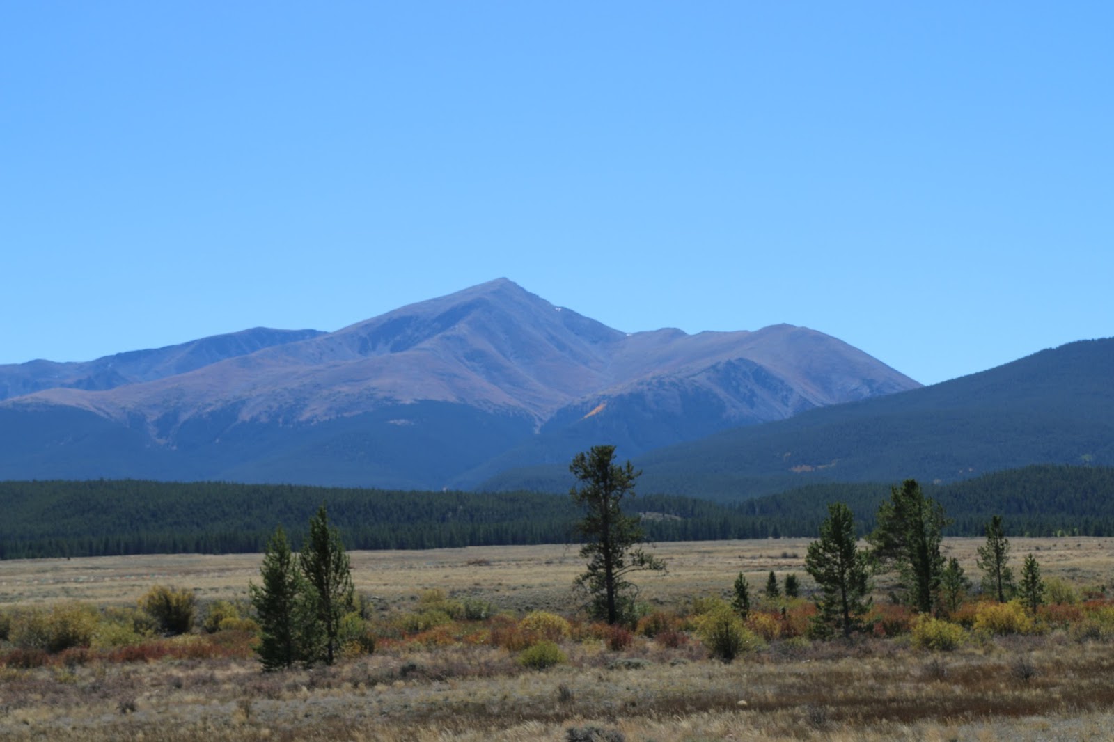 gjhikes.com: Mount Elbert