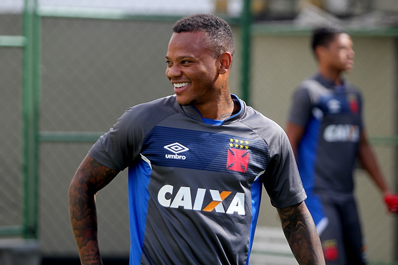 A barca vascaína, veja quem deve sair