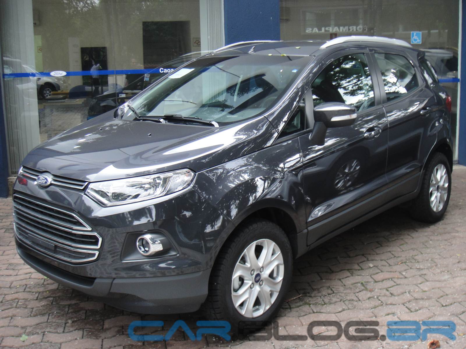 EcoSport Titanium Automática: fotos, preço, consumo e ficha técnica