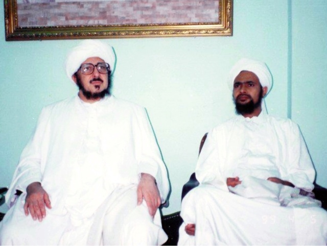 Sayyid Muhammad Alawy Al-Maliki: Allah Sekarang Sedang Apa?