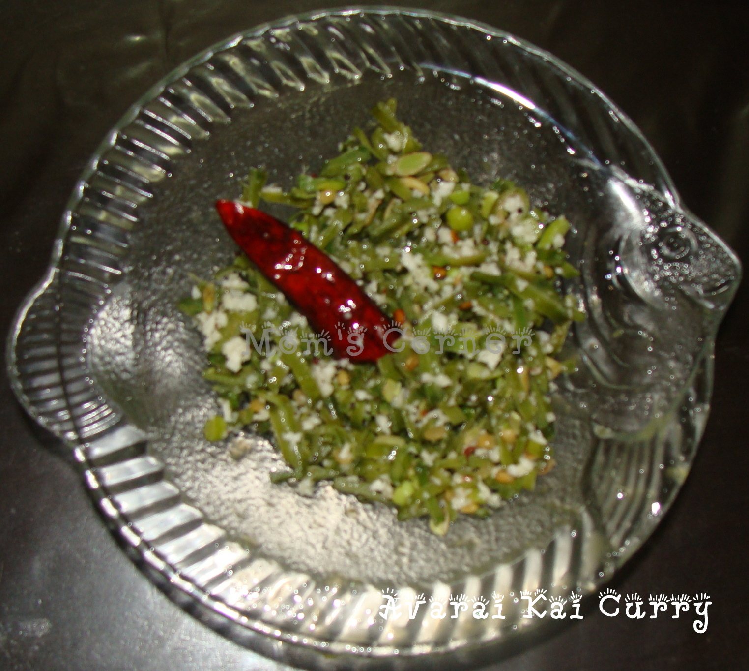 Mom's Corner: Avaraikkai Curry