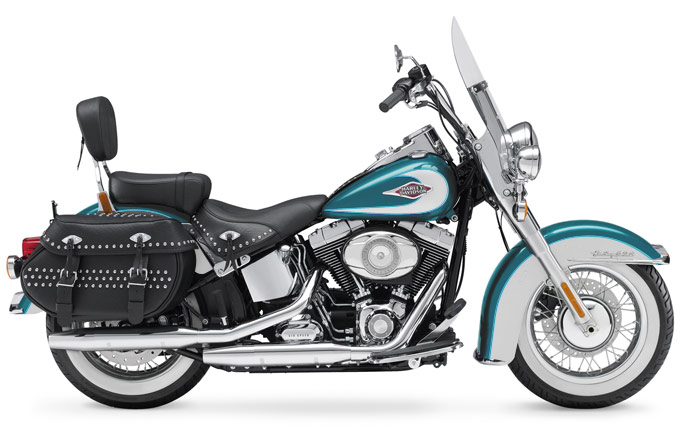 Mind the gap your majesty: Turquoise Motorcycles!