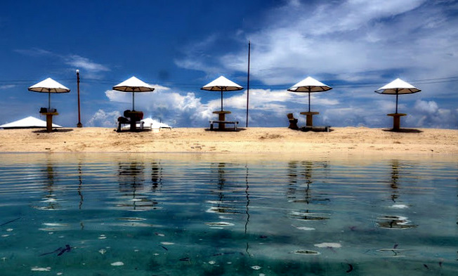 Philippines Beach: Jomabo Island