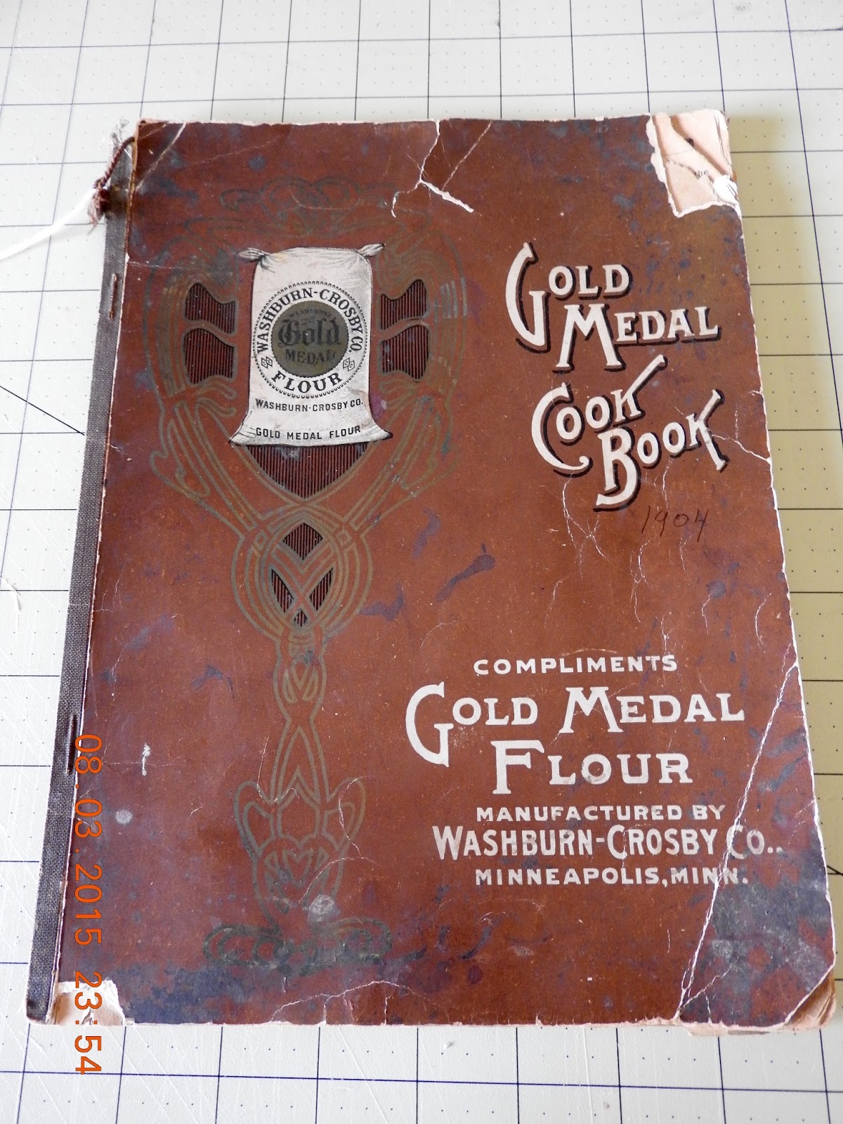 Gold Medal Flour Cookbook of 1904 - A good look at the history of what ...