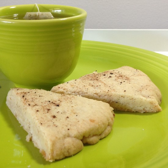 The Rainforest Garden: Spiced Ginger Shortbread