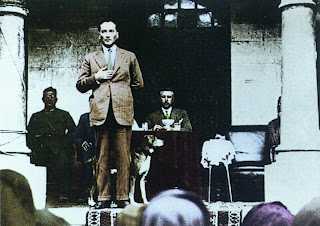 Diktatör Kemal: “Atma Hamidiye atma, şapka da takacağuk, vergi da ...