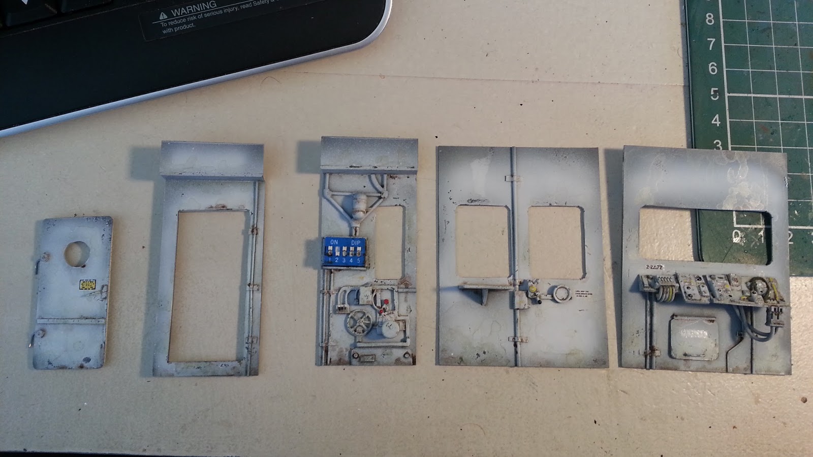 Dave's Model Workshop: New video: Scale model scratch built sci-fi ship ...