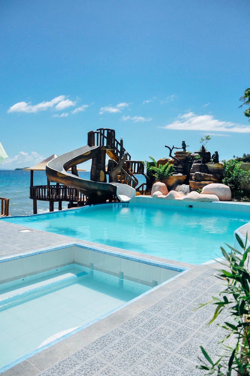 Conquering Cebu : Tan-Awan, Oslob - Ochi In The City