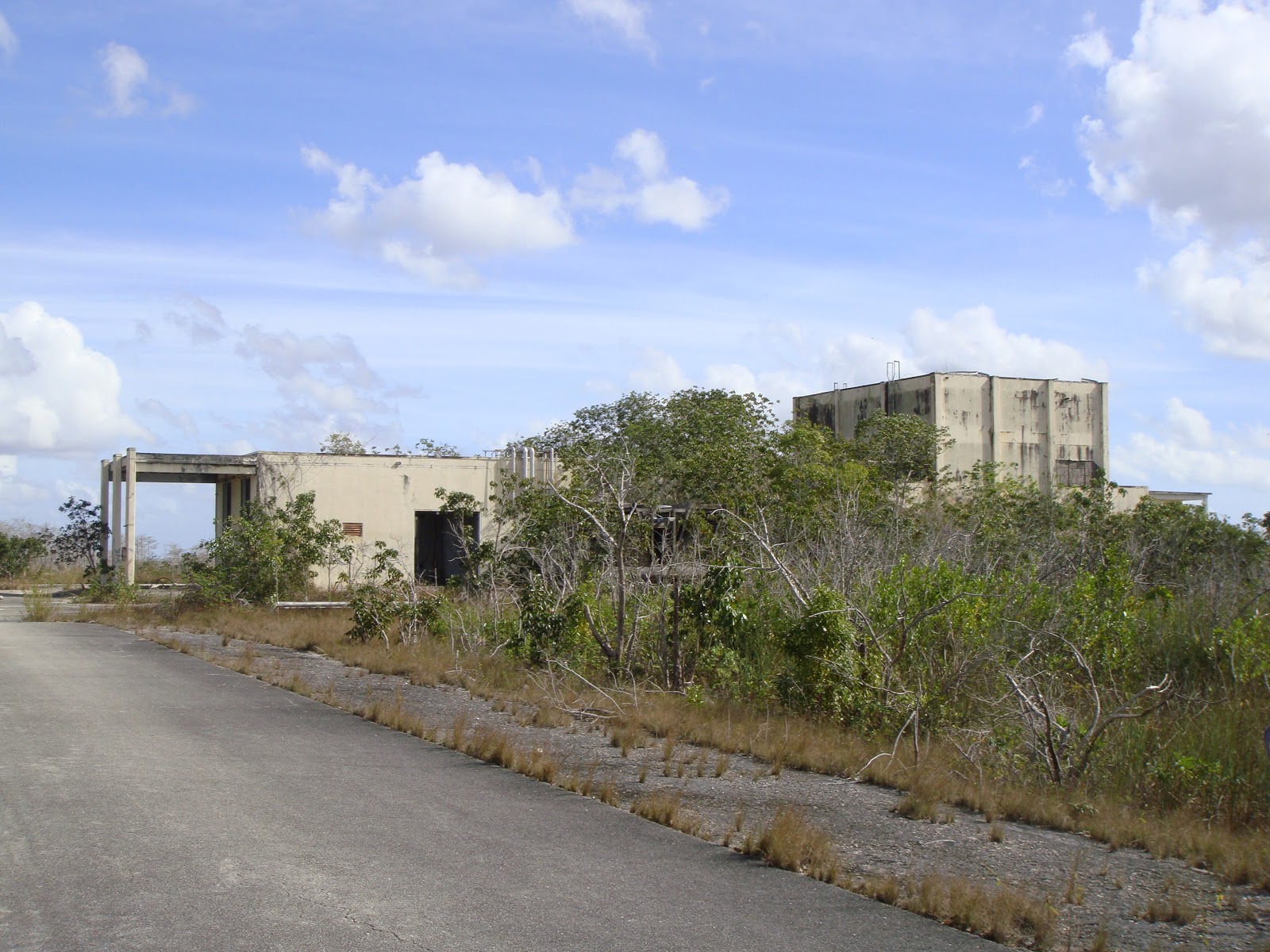 The Miami UrbEx: Aerojet-Dade Abandoned Rocket Facility (Homestead ...