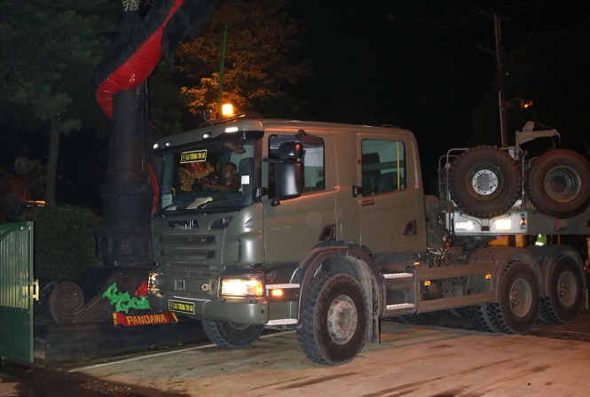 DEFENSE STUDIES: Yonif Mekanis Raider 411 Kostrad Terima Tranposter Baru