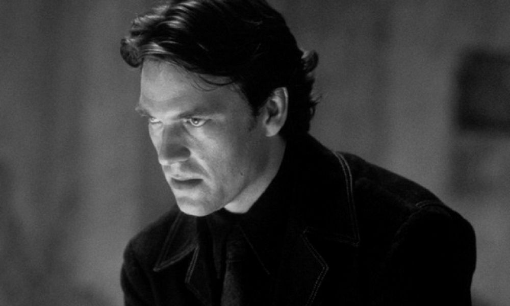 Malvaditos: Stuart St. John