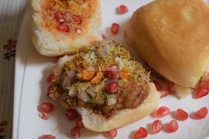 Kutchi Dabeli | Gujarati Dabeli Recipe | Magic of Indian Rasoi