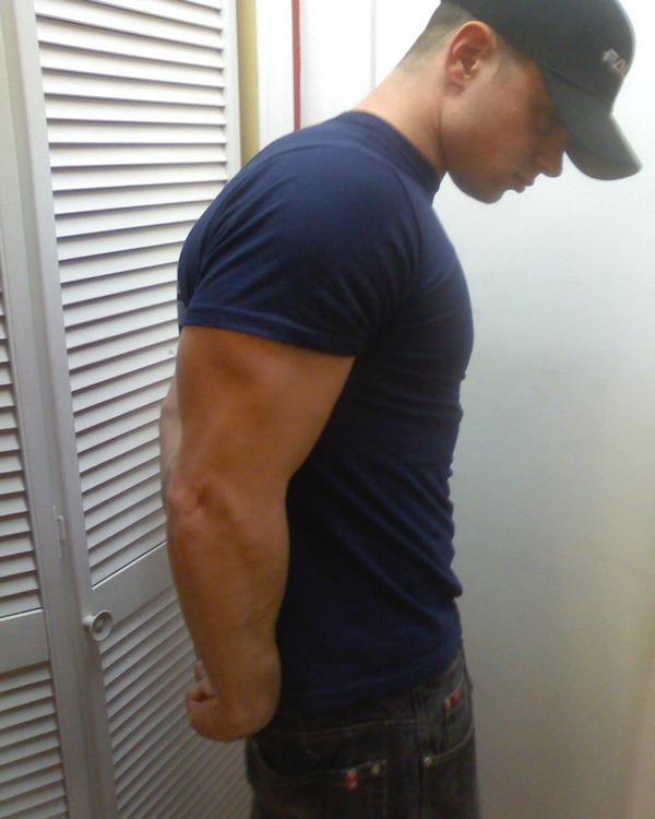 the beauty of male muscle: young & buff