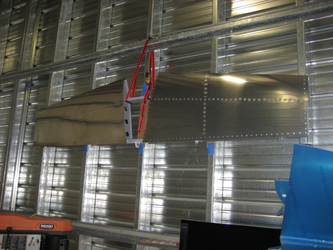 Christopher RV7 Construction: vertical stabilizer