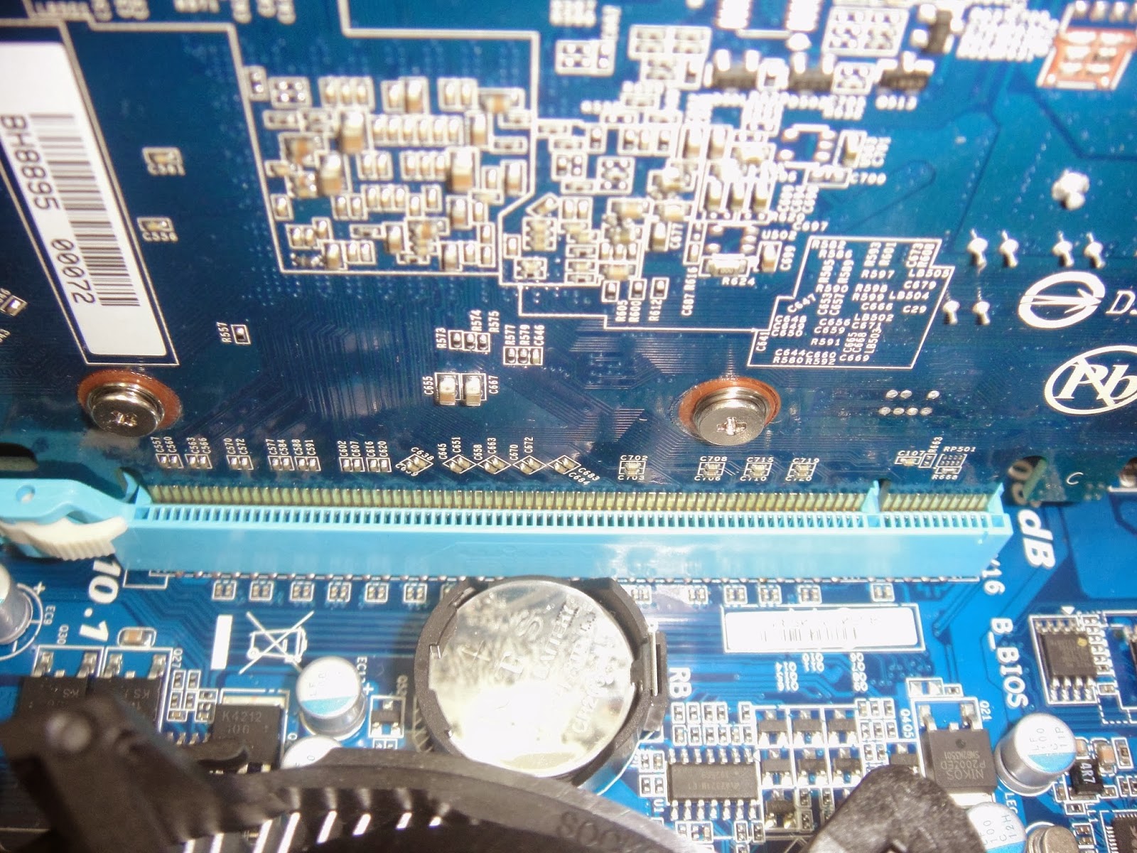 Cara Memasang VGA ~ SEPRIANSHARE.BLOGSPOT.COM