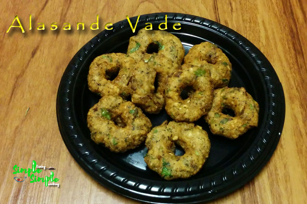 Simple Living Simple Cooking: Blackeye peas fritters/Alasande kaalu vade