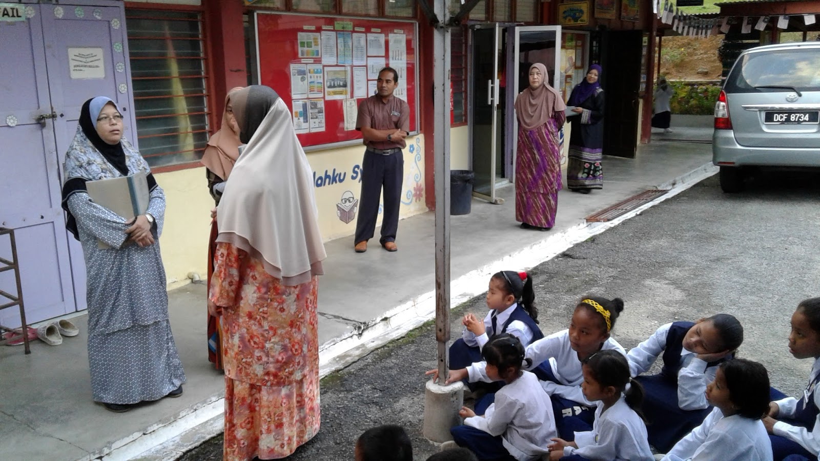 Sekolah Kebangsaan Tun Abdul Razak: Bacaan Pagi 10/3/17 : Kad bulatan ...