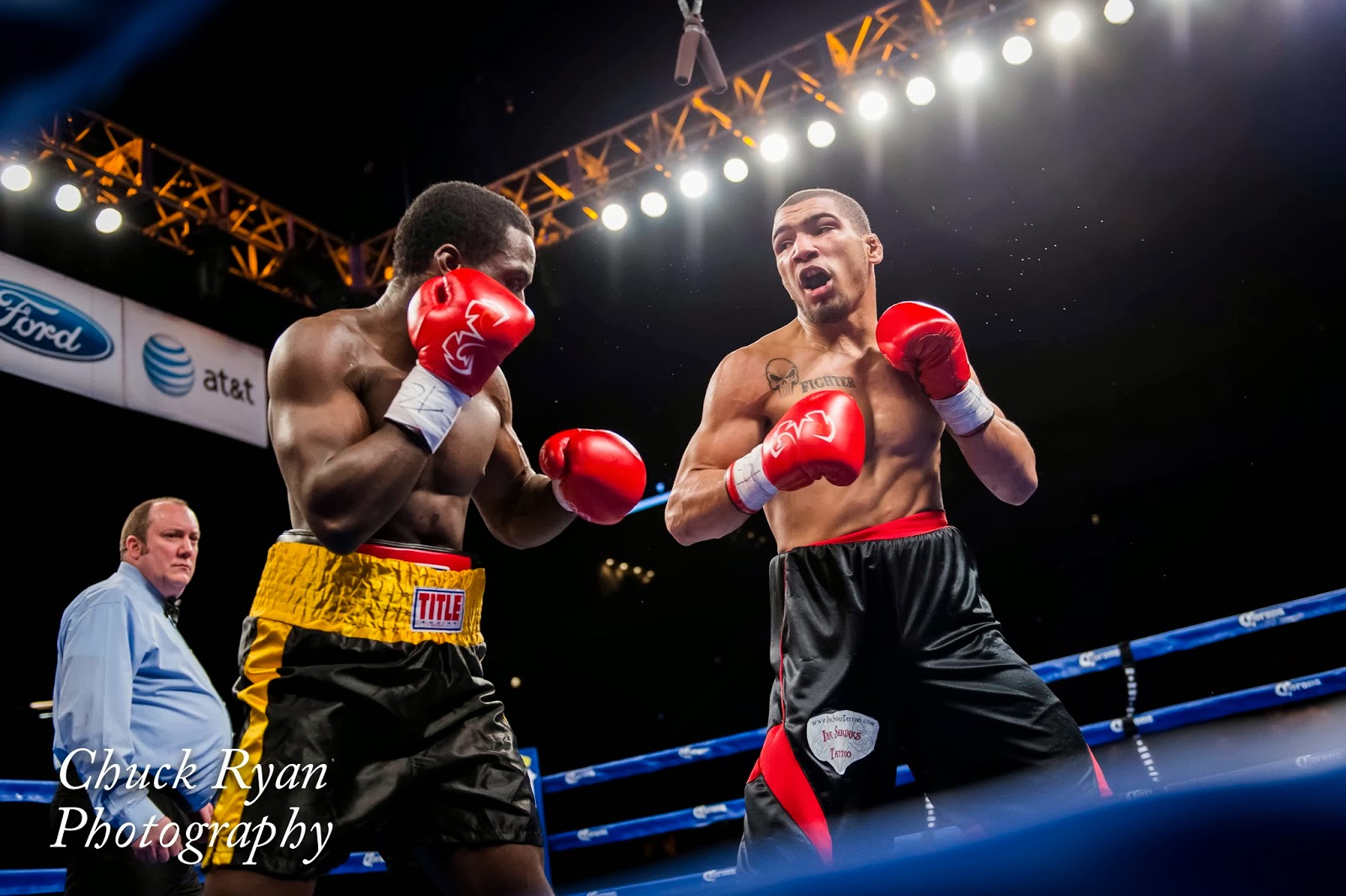 CIIcanoe...: ESPN Friday Night Fights at the Target Center ...