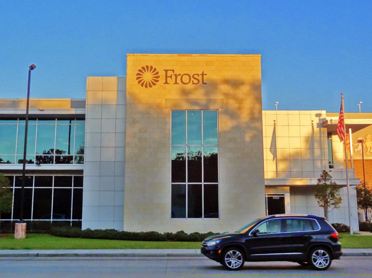 Houston in Pics: Frost Bank Branch photos