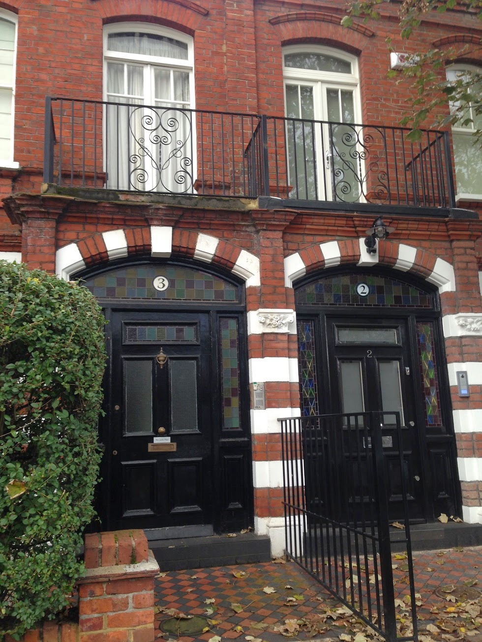 An Urban Wander around Fulham, London SW6 | In Search of Space