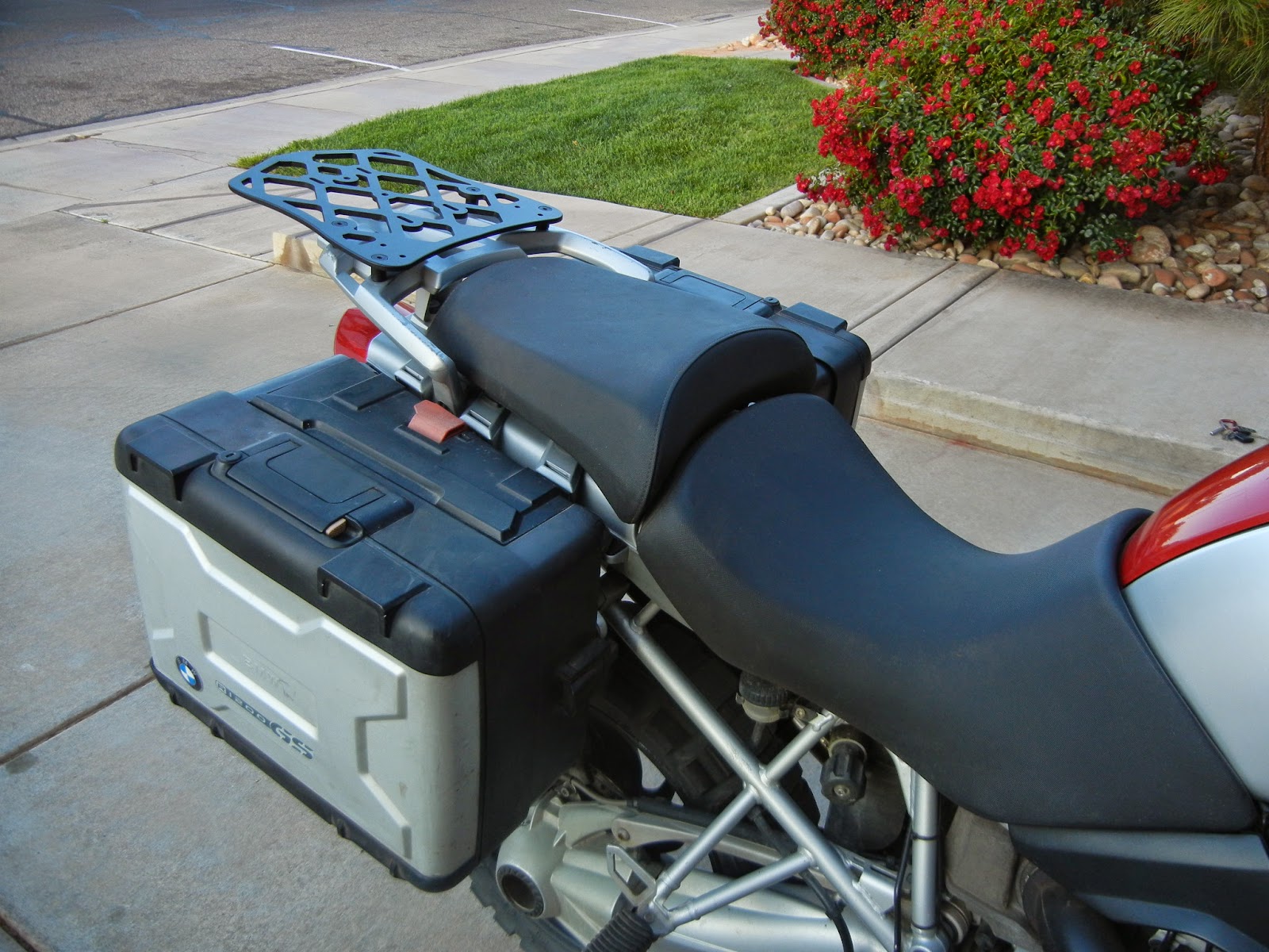 Dynamic Motorcycle Accessories: BMW R1200GS 2004-2012 luggage rack and ...