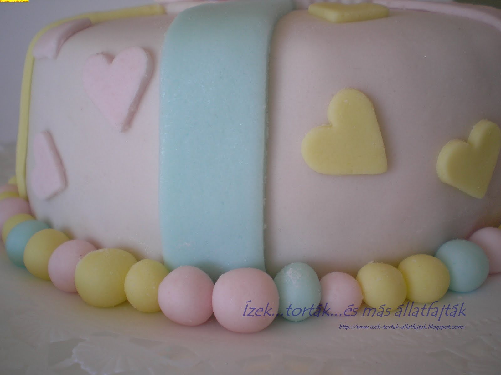 Ízek...torták...és más állatfajták: CSAK TORTÁK