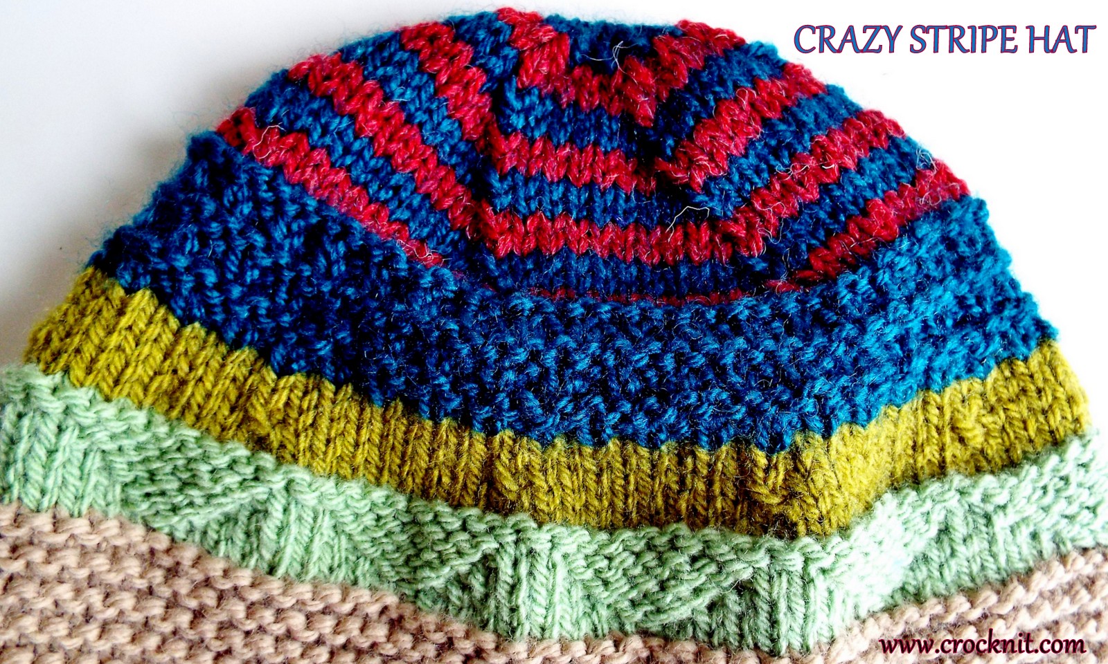 MICROCKNIT CREATIONS: CRAZY STRIPE HAT Free Knit Pattern