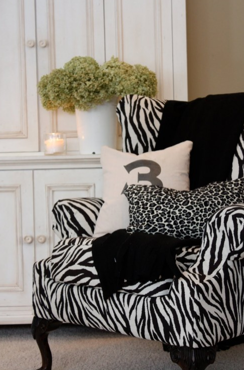 DESIGN SAVVY INTERIORS: Designing with Animal Print