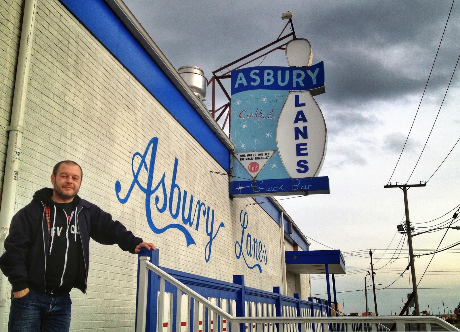Tony Munch - Professional Bum