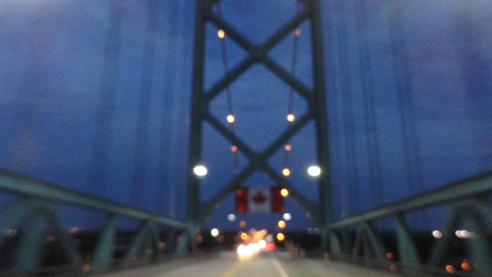 8 feet: Through deserted Detroit to Niagara Falls