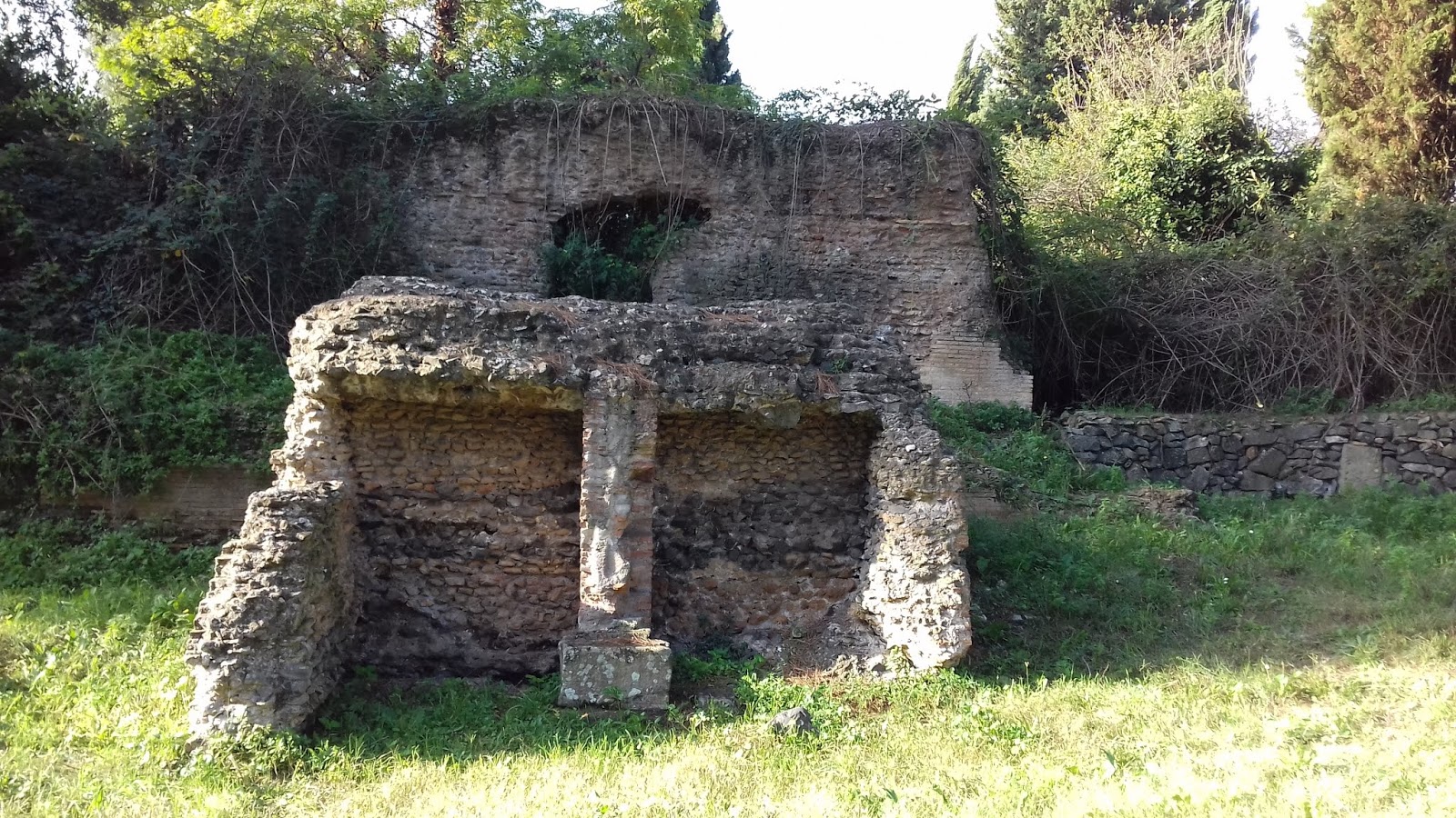 Via Appia Antica - da Porta Capena (Roma) a Cisterna di Latina: Prima e ...