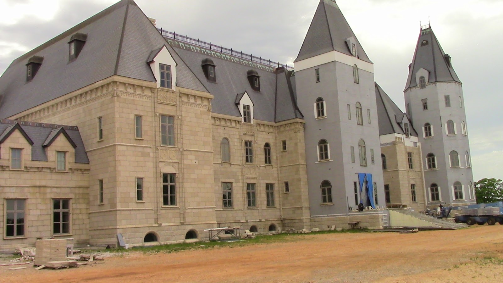 Château Pensmore in Highlandville, MO : Pensmore Mansion Update May ...