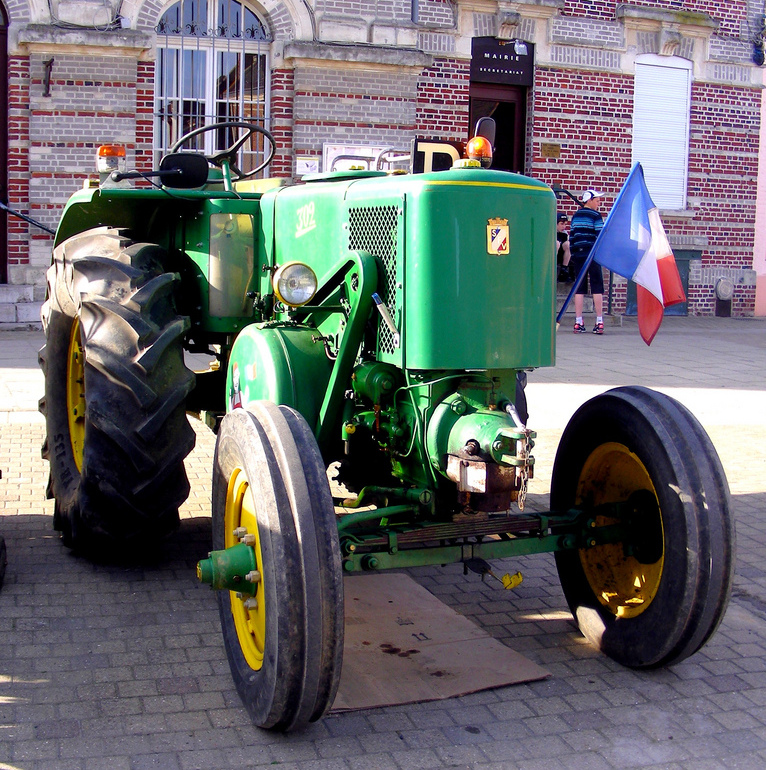 A Born Again Roman: S.F. Vierzon tractors