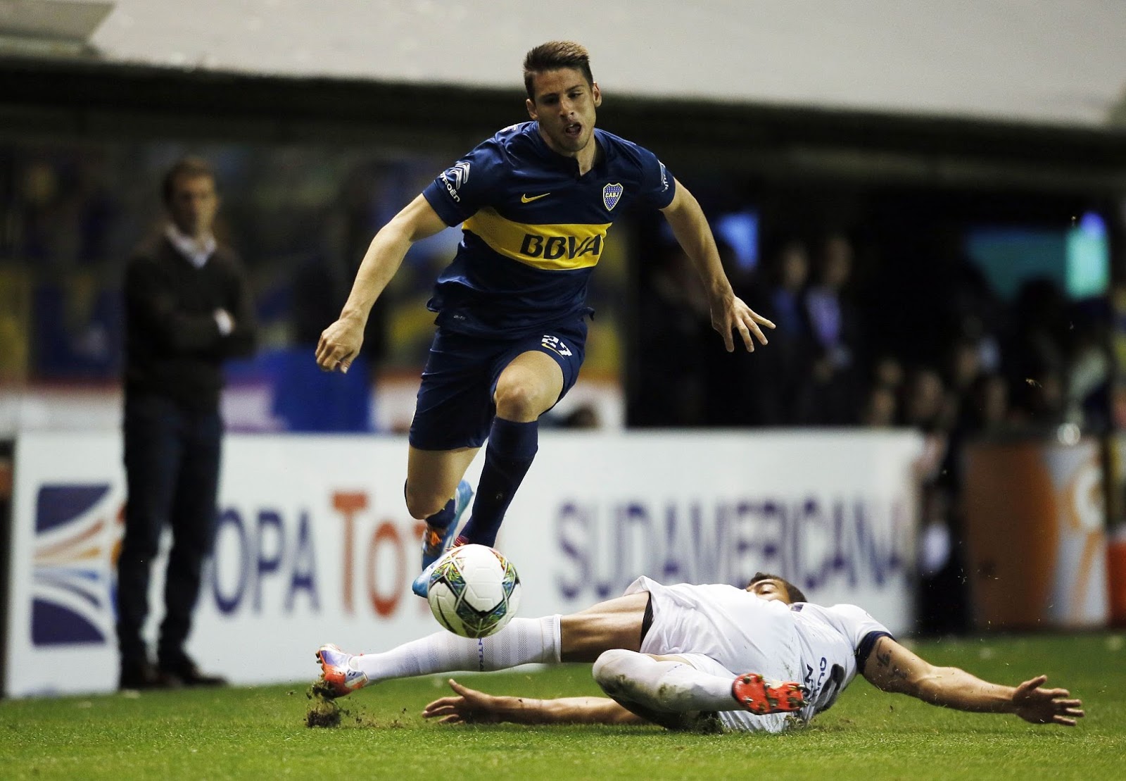 SOCCER PLAYER JONATHAN CALLERI | ARGENTINEMEN ARCHIVES