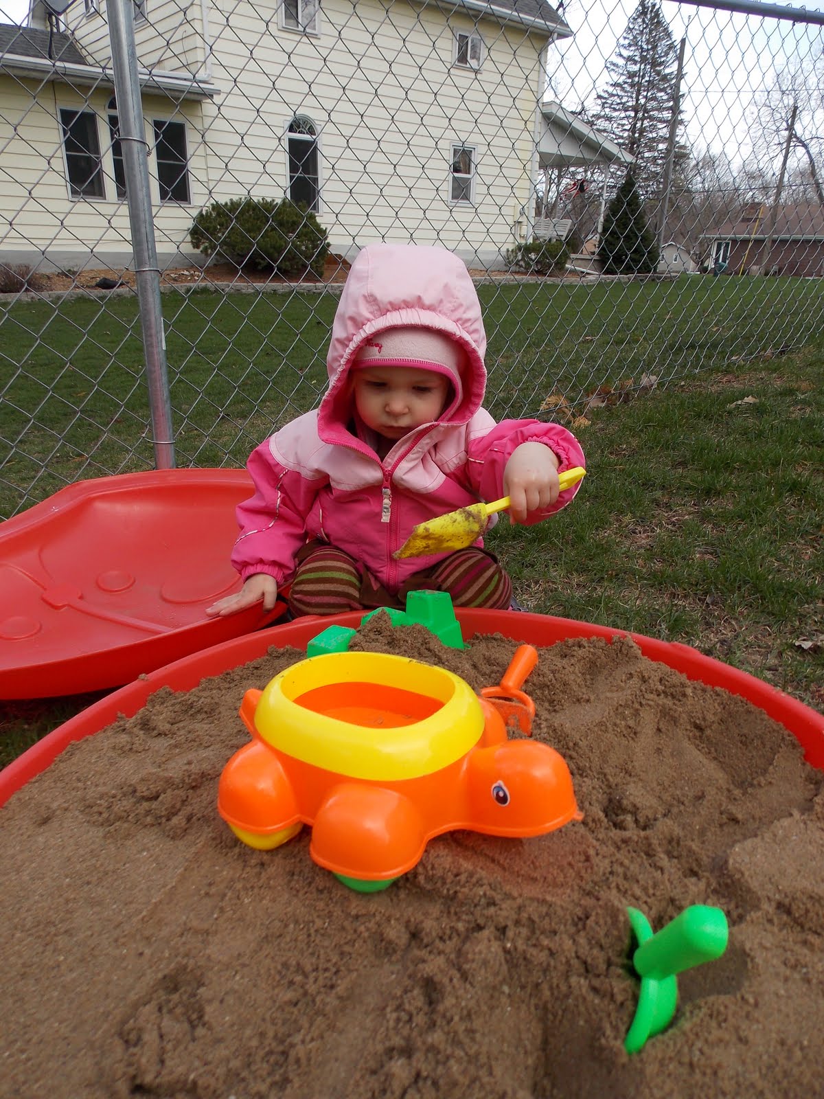 Life is full of treasures!: Sandbox Fun!