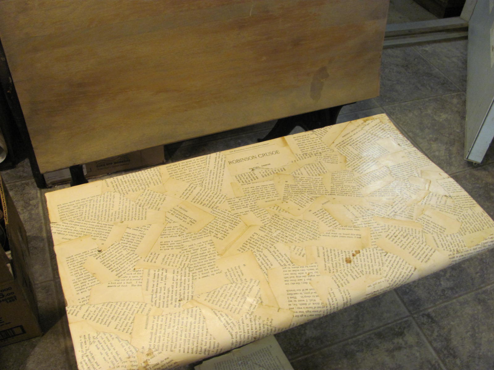 "Untangling" Entwined Treasures: Old School... Revamp a school bench