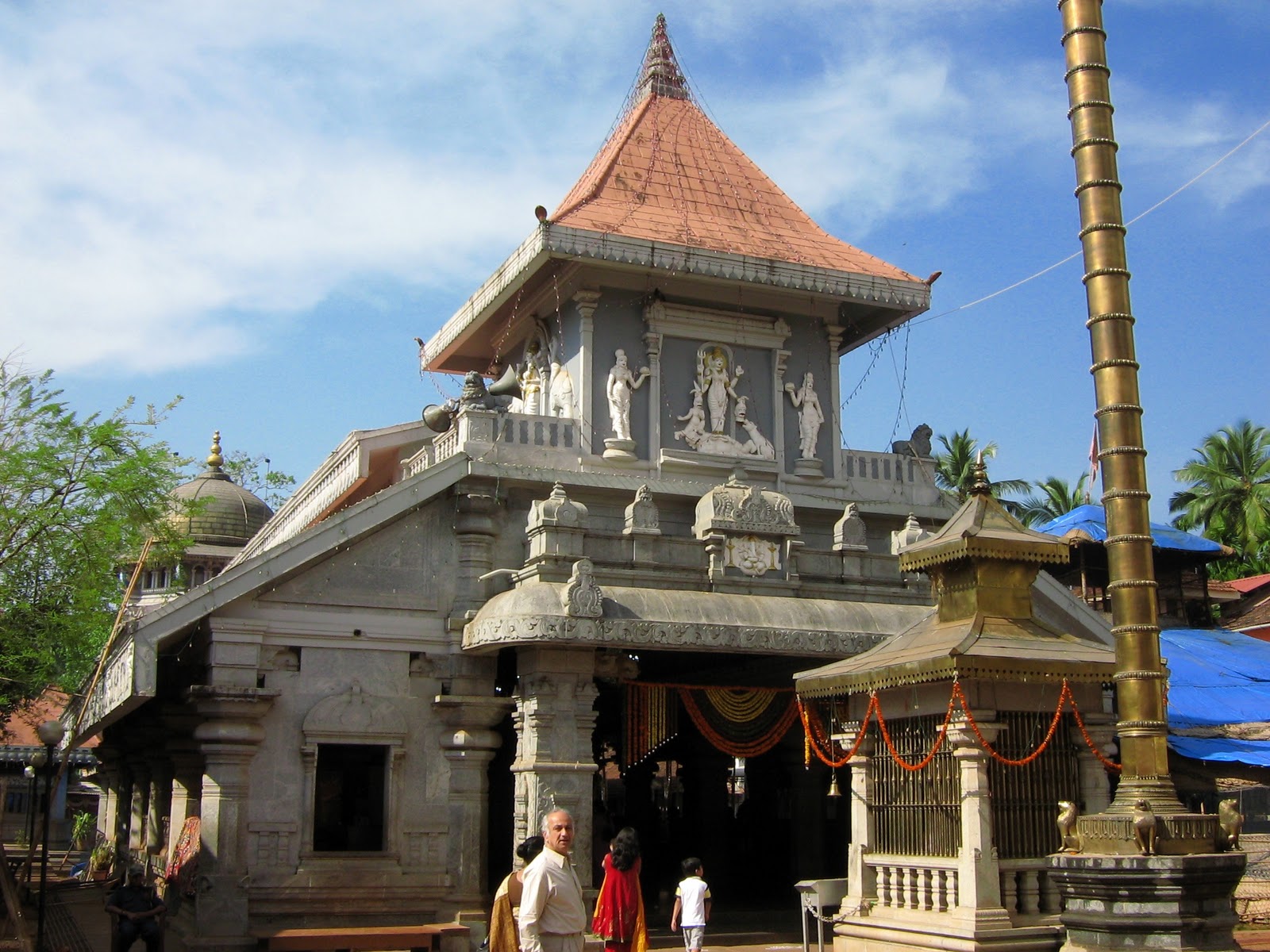 Travelz Unlimited: Mhalsa devi temple, Mardol , Goa.