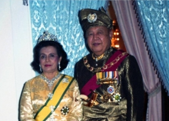 WARISAN RAJA & PERMAISURI MELAYU: YMM Almarhum Raja Perempuan Besar ...