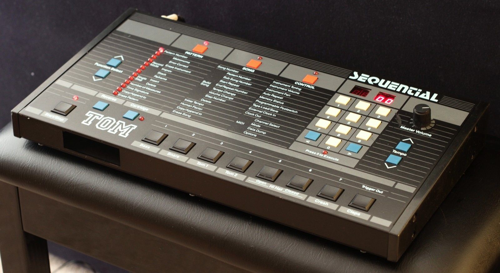 MATRIXSYNTH: Sequential Circuits TOM - Vintage Digital Drum Machine