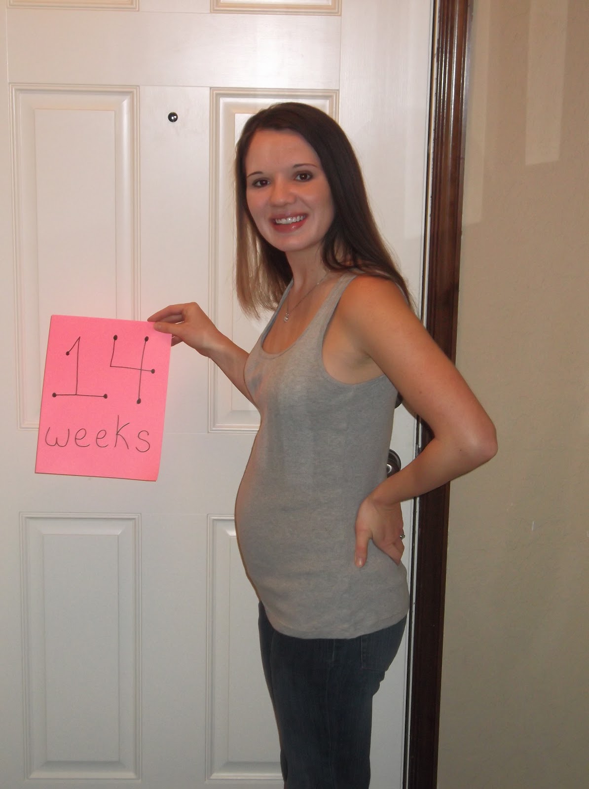 14 weeks: Hello Bump
