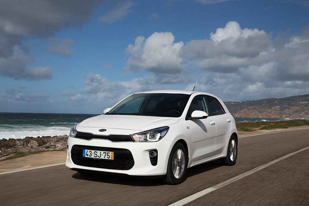 Kia Motors Corporation has total 226,842 units sold in December 2017 ...